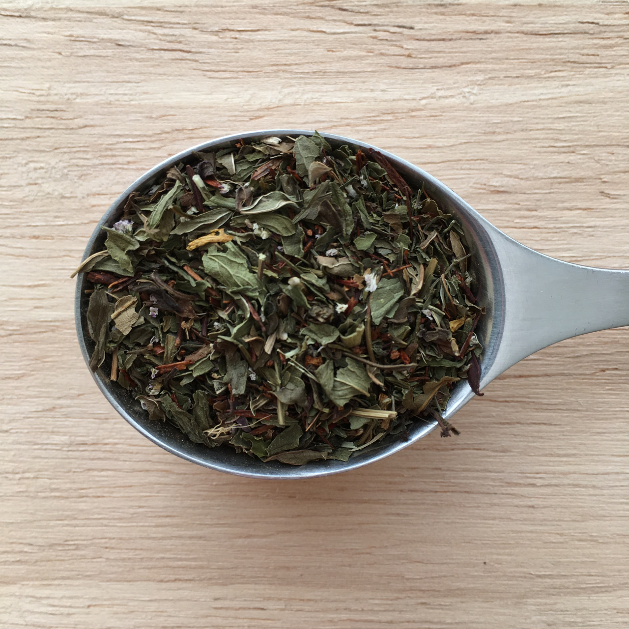 Teageek'ery Handcrafted Tea Blends' Candy Cane | Tea Review - Tea in Spoons