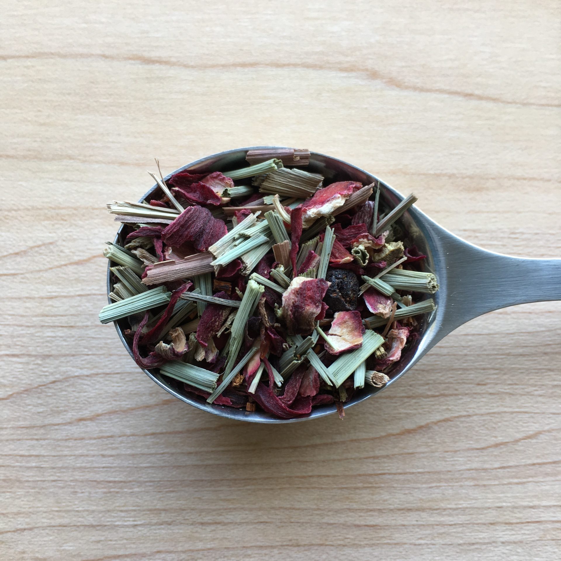 JusTea's Little Berry Hibiscus | Tea Review - Tea in Spoons