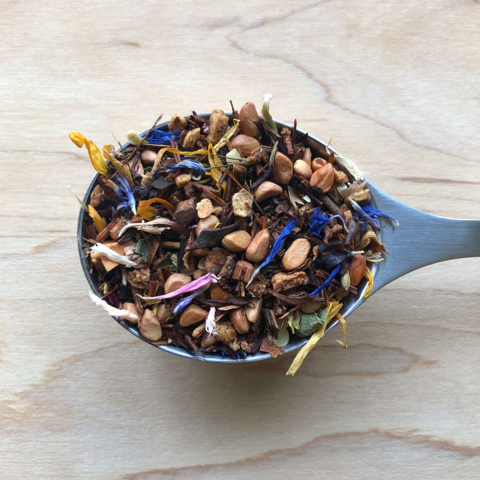 DAVIDsTEA's Bee the Change | Tea Review - Tea in Spoons