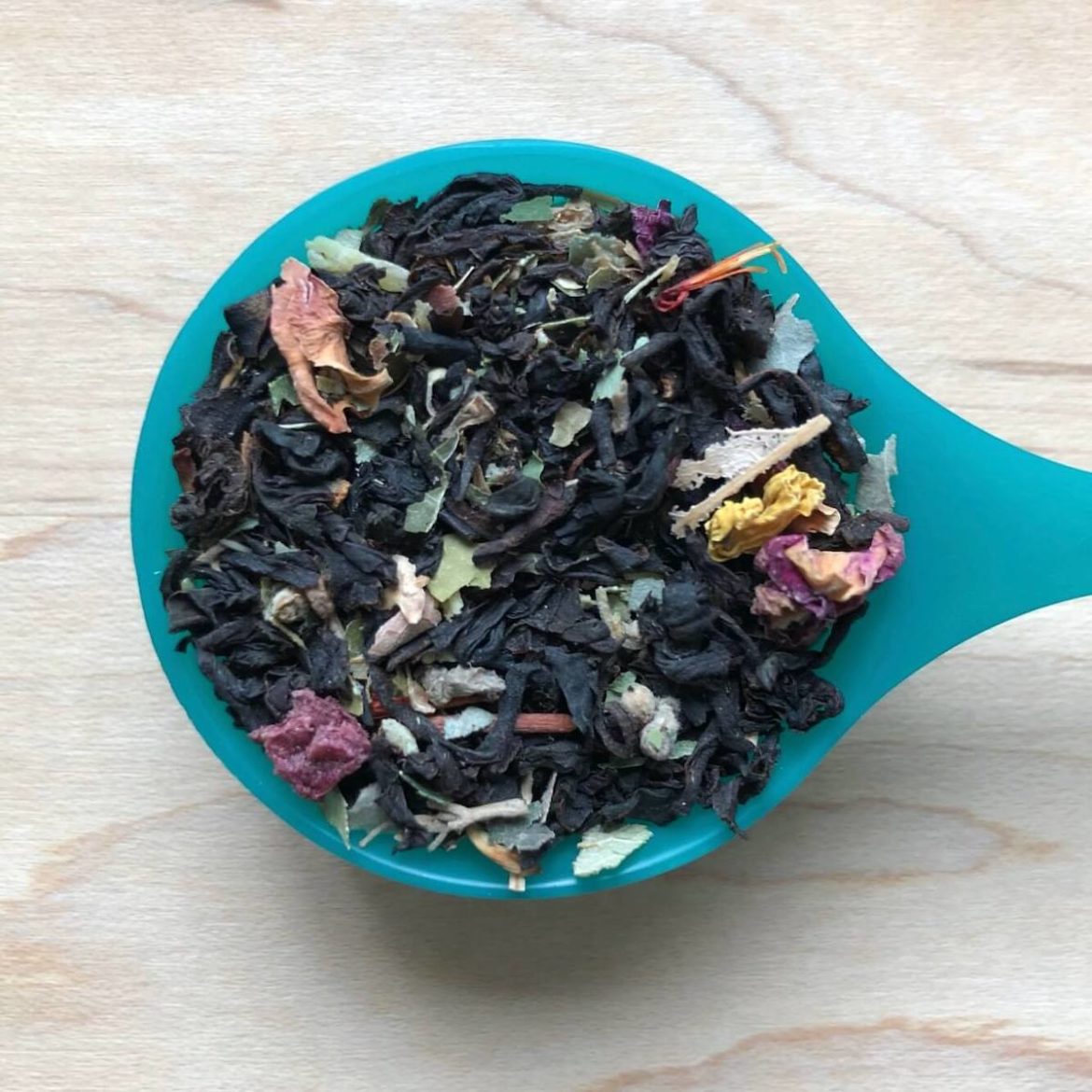 Amoda Tea's Monthly 2022 August box (ft. Thésaurus Tea's Monkey Kong ...